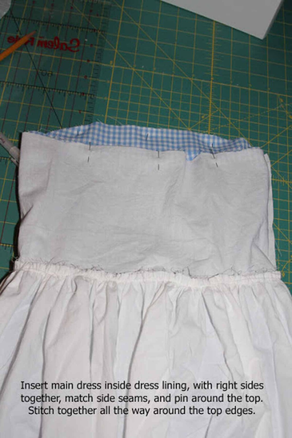 DIY Dorothy Costume For A Wizard Of Oz Halloween