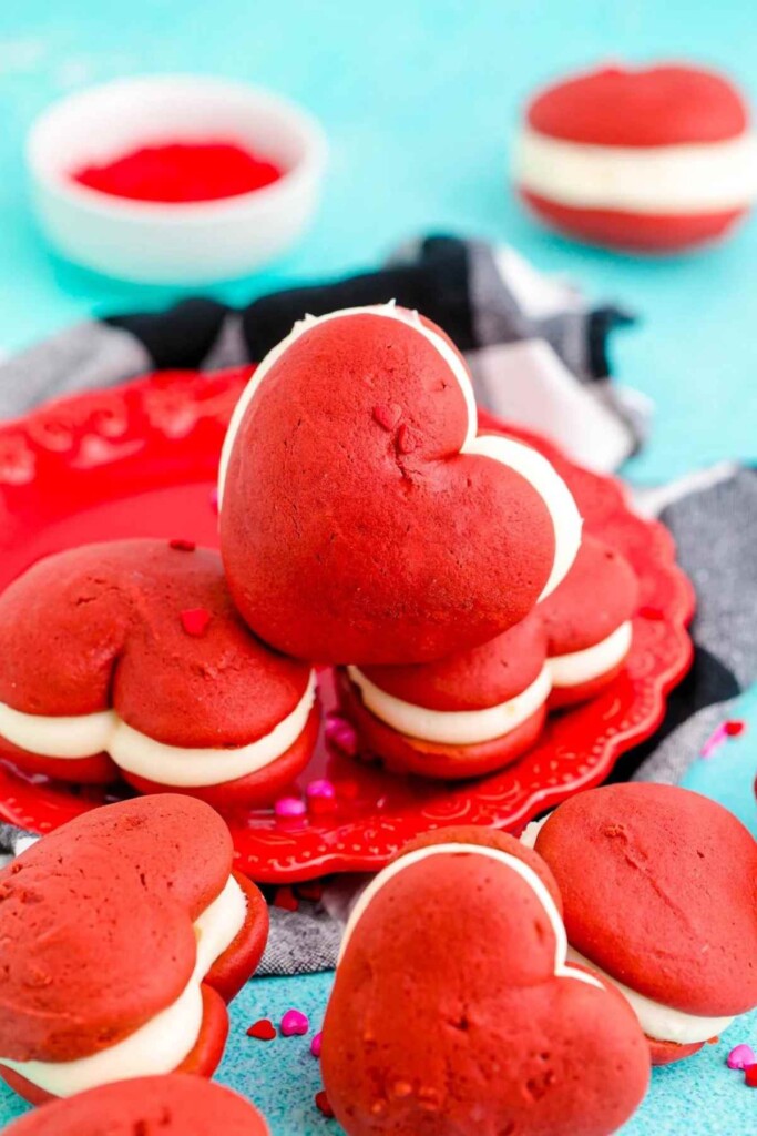 heart shaped whoopie pies - Andrea's Notebook