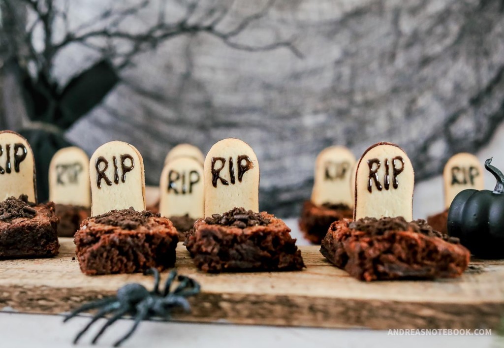 Halloween Graveyard RIP Brownies-51 - Andrea's Notebook