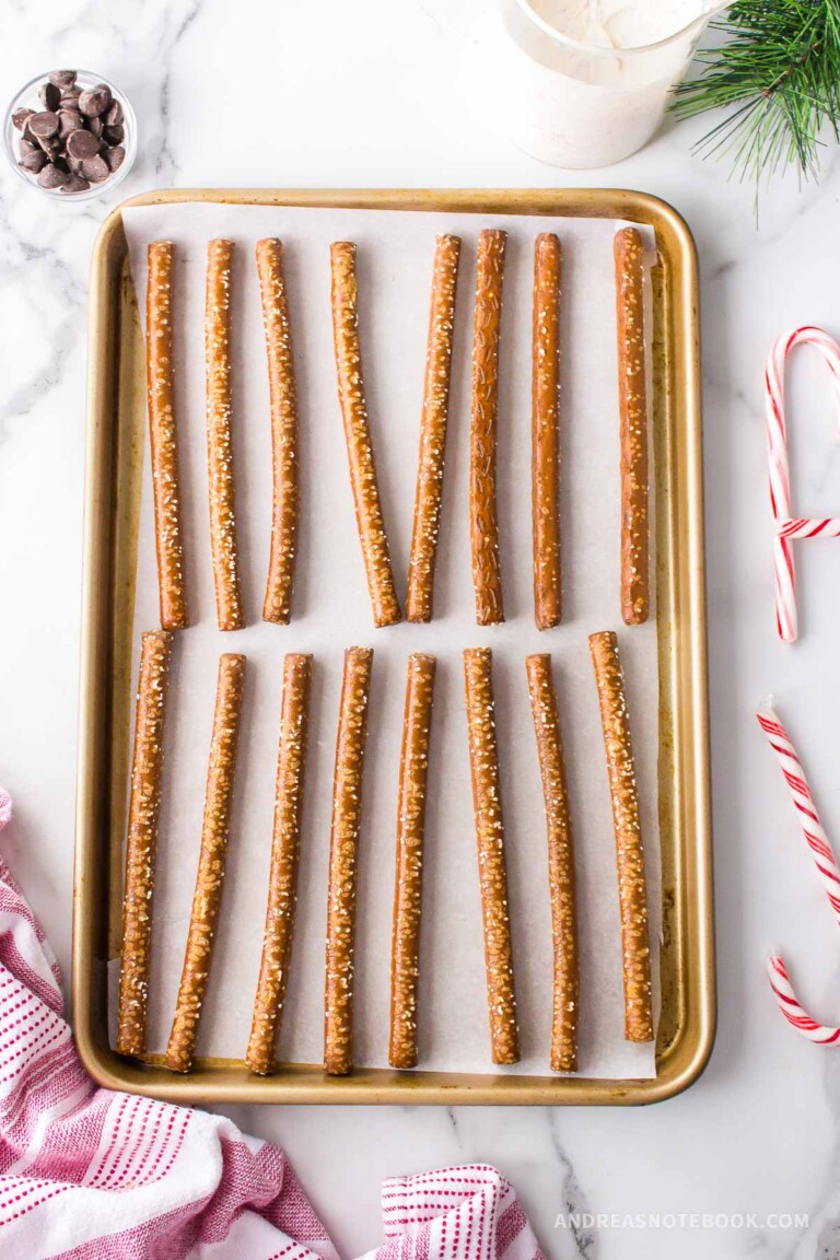 Mint Chocolate Pretzel Rods Christmas Candy Recipe